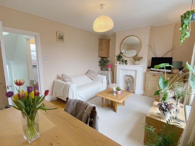 Room at Mansfield Road, Greater London