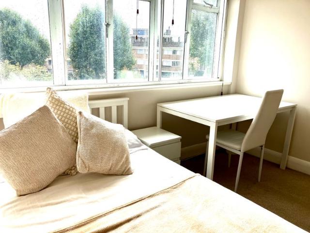 Room at Masons Green Lane, Greater London