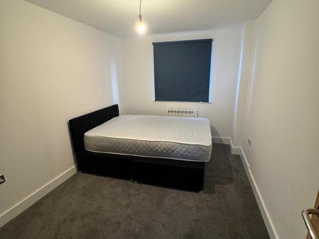 Room at Mast Quay, Greater London