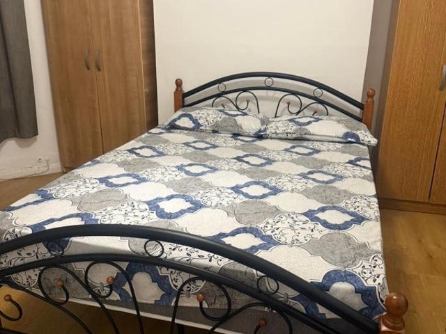 Room at Masterman Road, Greater London
