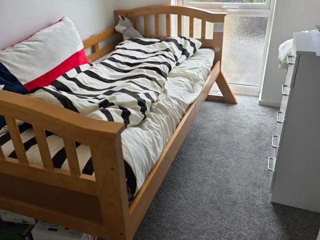 Room at Maple Avenue, Cherwell District