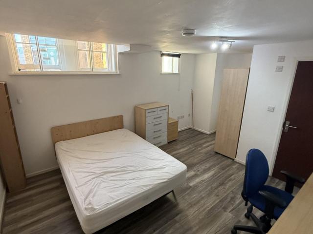 Room at Marble Street, Leicester