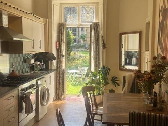 Room at Marchmont Road, City of Edinburgh