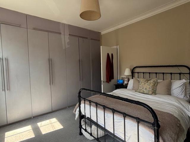 Room at Margate Road, Greater London