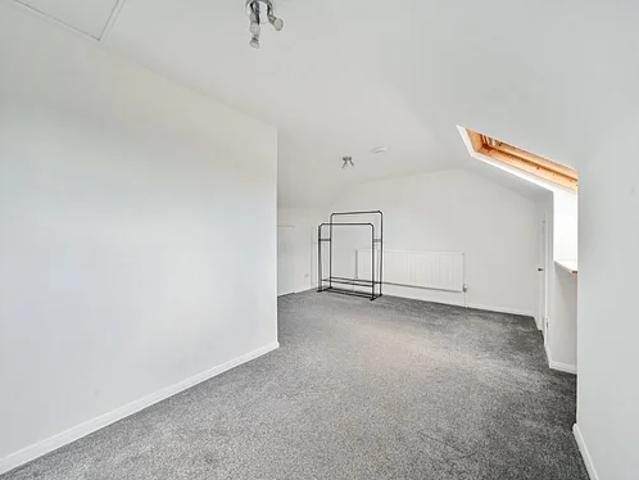 Room at Marischal Road, Greater London