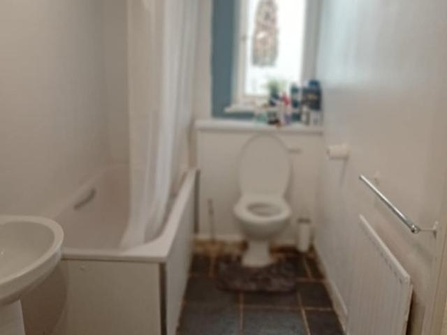 Room at Mark Wade Close, Greater London