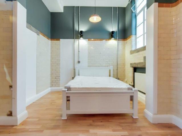Room at Market Street, Greater London