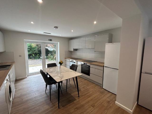 Room at Market Street, South Cambridgeshire
