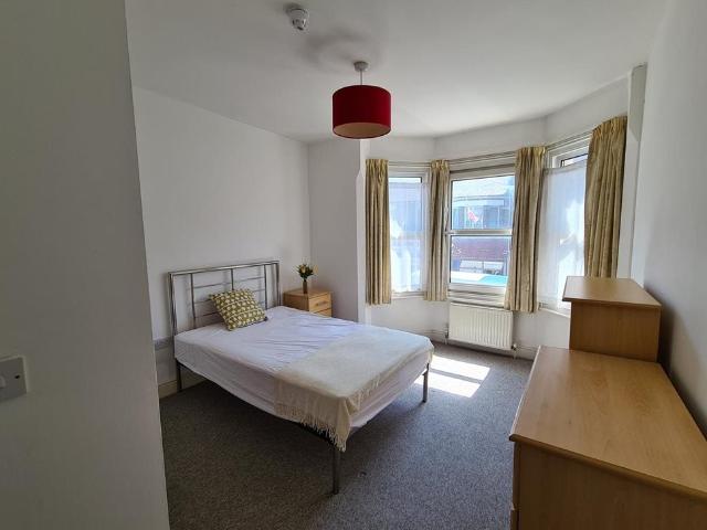 Room at Market Street, South Cambridgeshire
