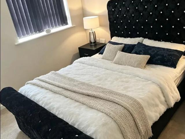 Room at Markham Rise, Renhold
