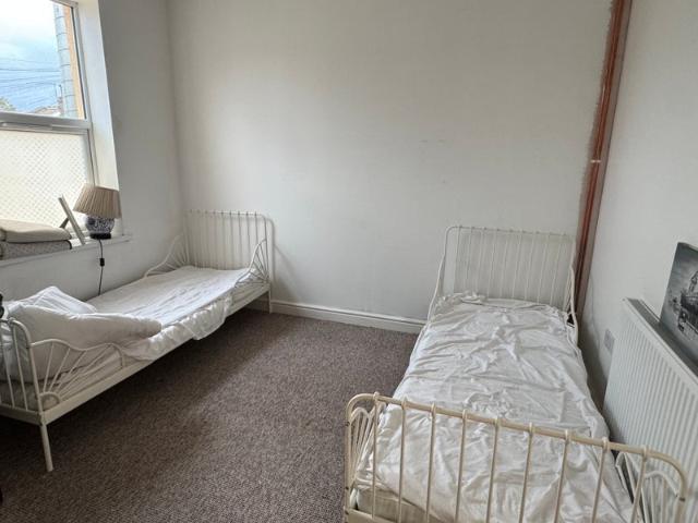 Room at Markhouse Road, Greater London