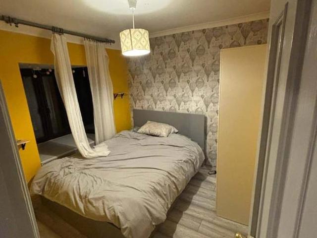Room at Marlborough Road, Greater London
