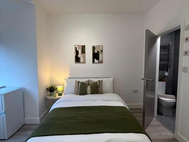 Room at Marlborough Road, Watford
