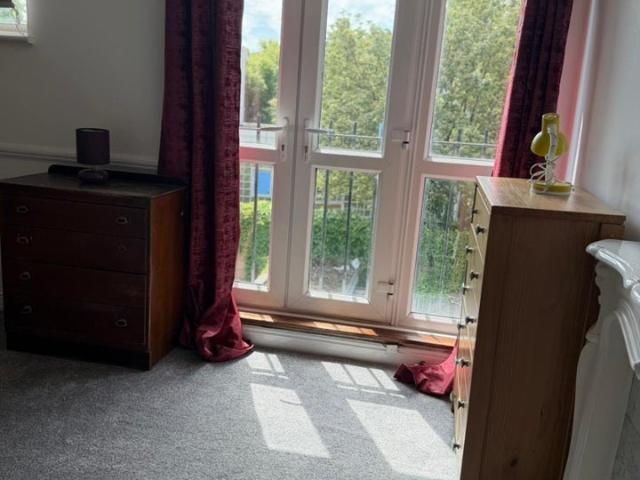 Room at Marshfield Street, Greater London