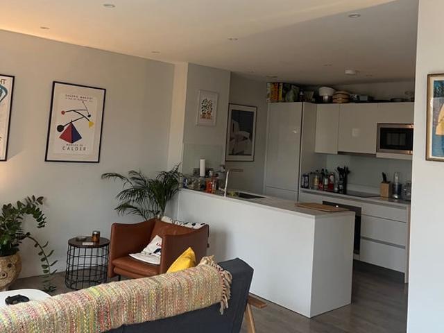 Room at Martel Place, Greater London