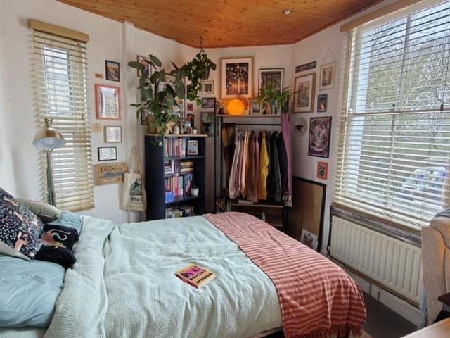 Room at Martello Street, Greater London