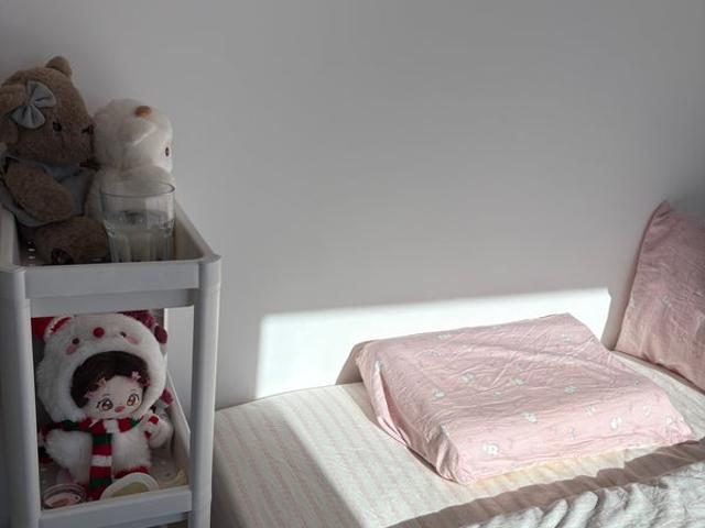 Room at Martha Street, Glasgow