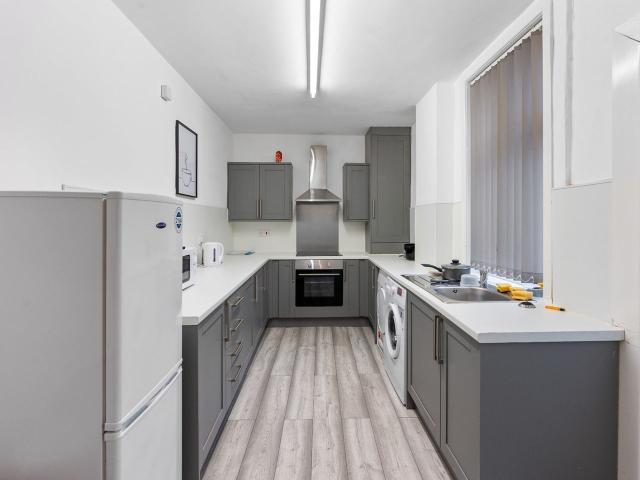 Room at Mary Street, Crewe