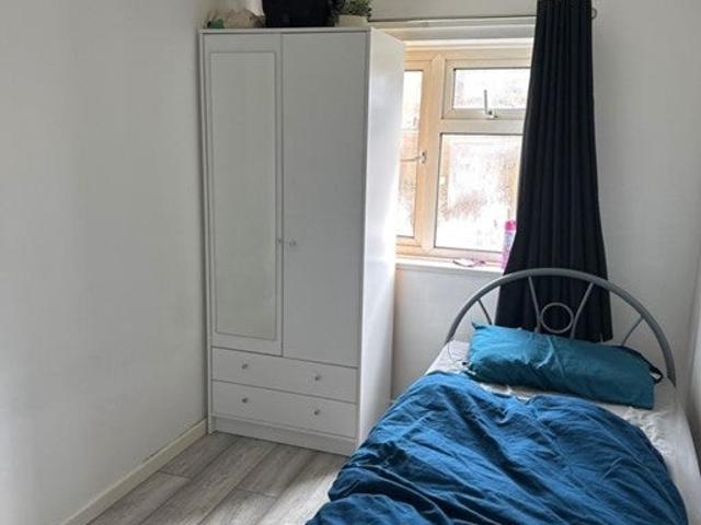 Room at Maryland, Welwyn Hatfield