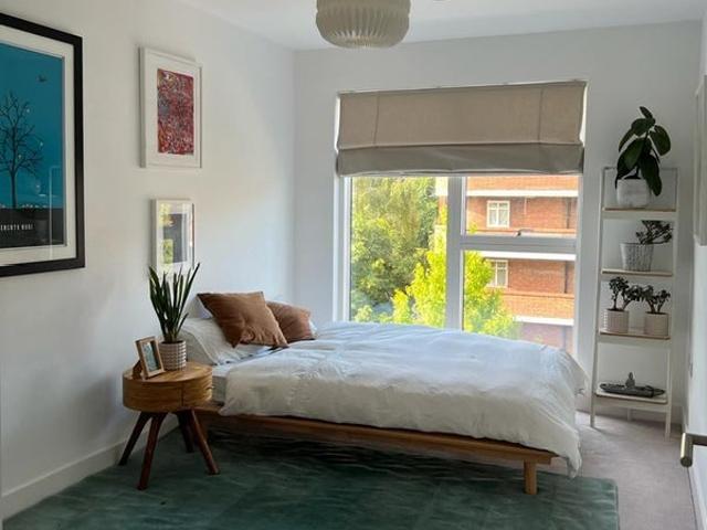 Room at Matthias Road, Greater London