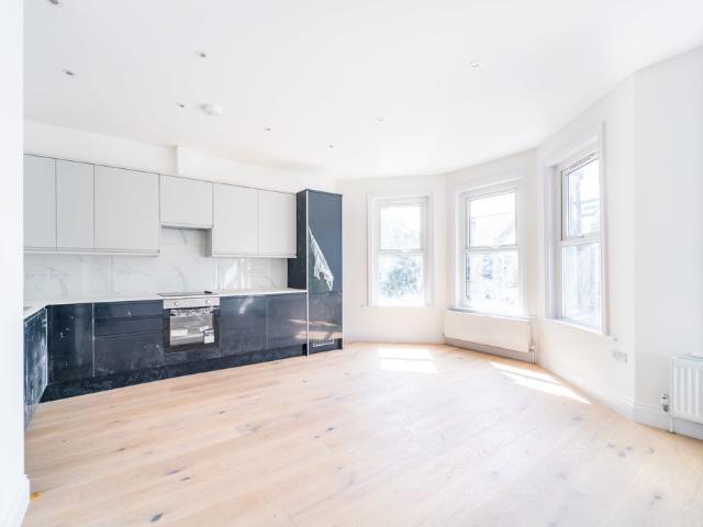 Room at Mattison Road, Greater London