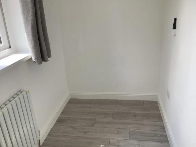 Room at Mauldeth Road West, Manchester