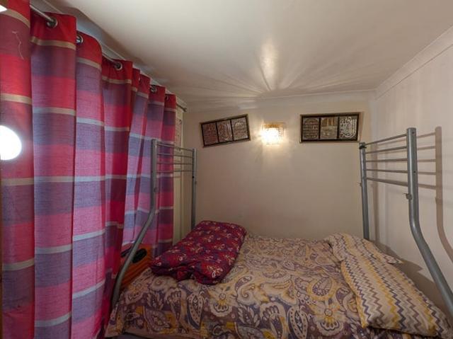 Room at Maxted Road, Birmingham