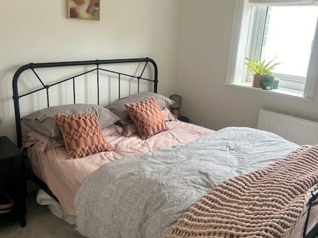 Room at Maxwell Road, Poole