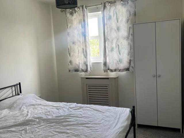 Room at May Blossom Walk, South Holland