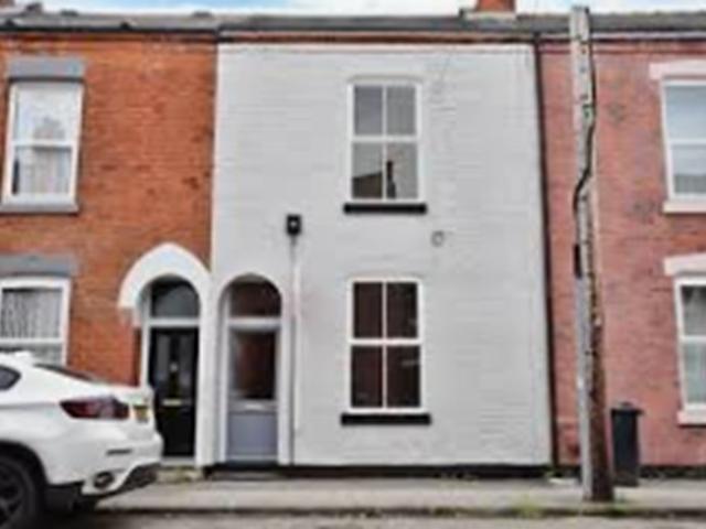 Room at Mayfield Street, Hull