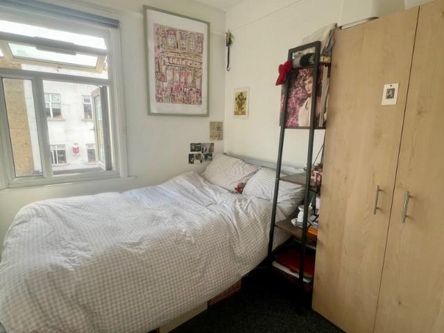 Room at Mayton Street, Greater London