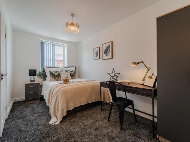 Room at McKean Road, Sandwell