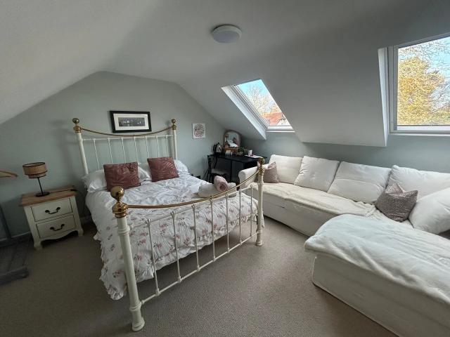 Room at Mead End Road, New Forest