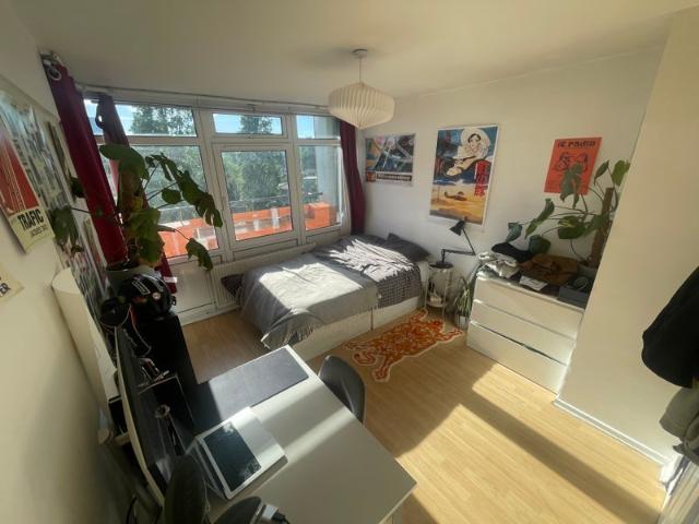 Room at Meadcroft Road, Greater London