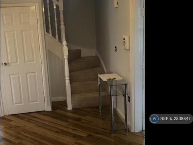 Room at Meadowcroft, Aylesbury