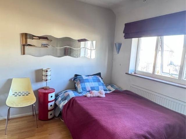Room at Meads Close, Ingatestone