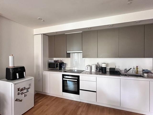 Room at Medals Way, Greater London