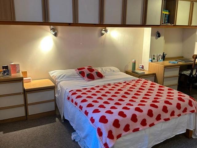 Room at Medway Road, Greater London