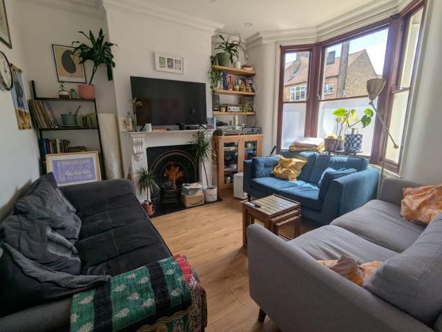 Room at Meeson Street, Greater London