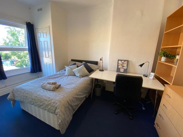 Room at Melbourne Road, Coventry