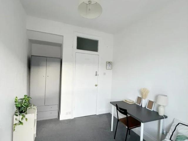 Room at Meldon Terrace, Newcastle upon Tyne