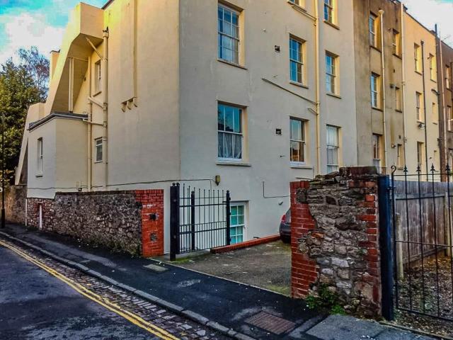 Room at Melrose Place, Bristol