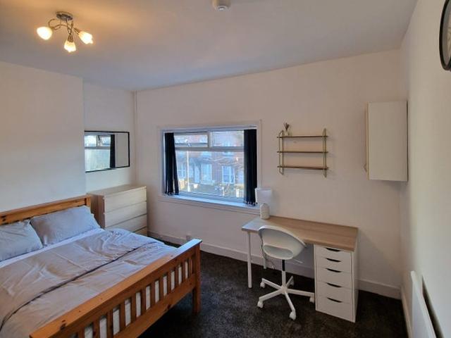 Room at Mere Road, Birmingham