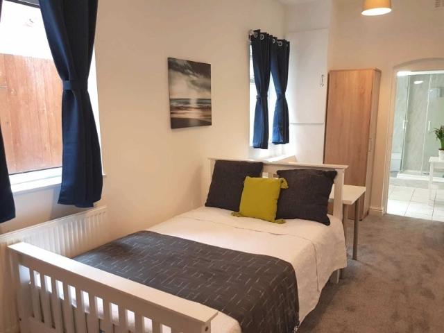 Room at Mere Road, Birmingham