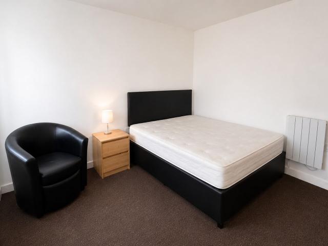 Room at Mersey Road, Runcorn