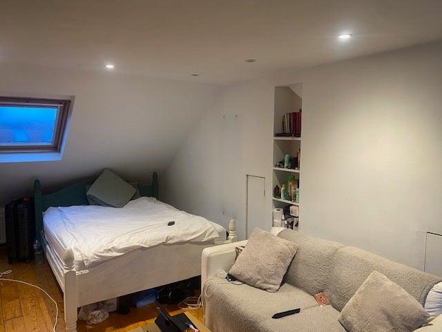Room at Merton Hall Gardens, Greater London