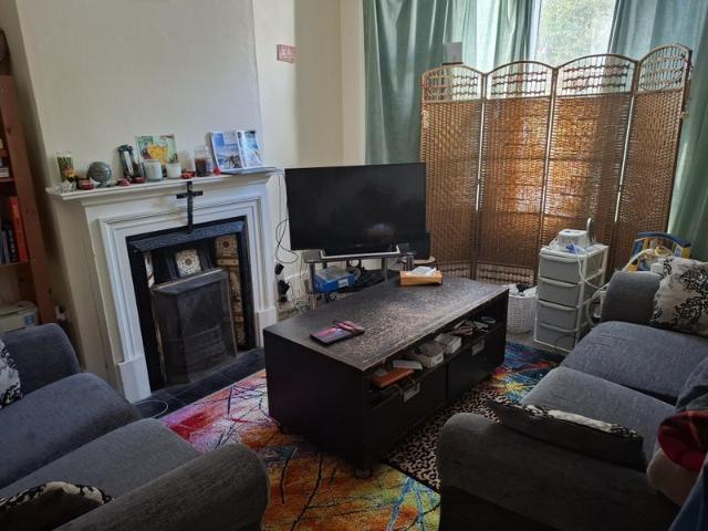 Room at Michael Road, Greater London