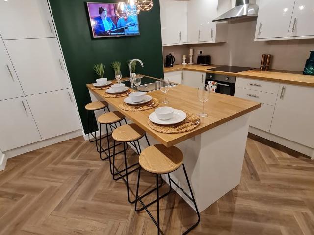 Room at Middlewich Road, Northwich