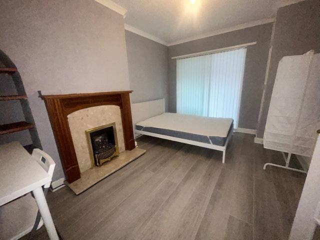 Room at Milner Place, Greater London