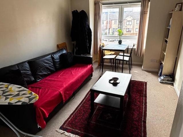 Room at Milnpark Gardens, Glasgow